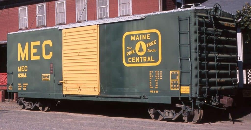 F-162 – Maine Central Pine Green 40′ Boxcars – Highball Graphics