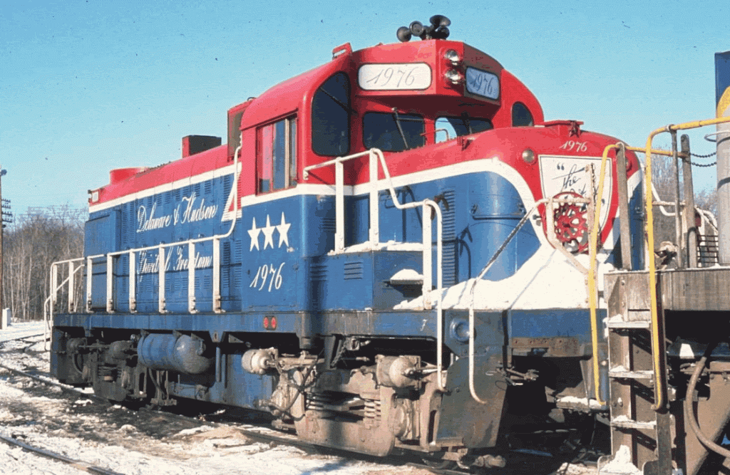 L-133 – Delaware & Hudson Bicentennial U23b & RS3m – Highball Graphics