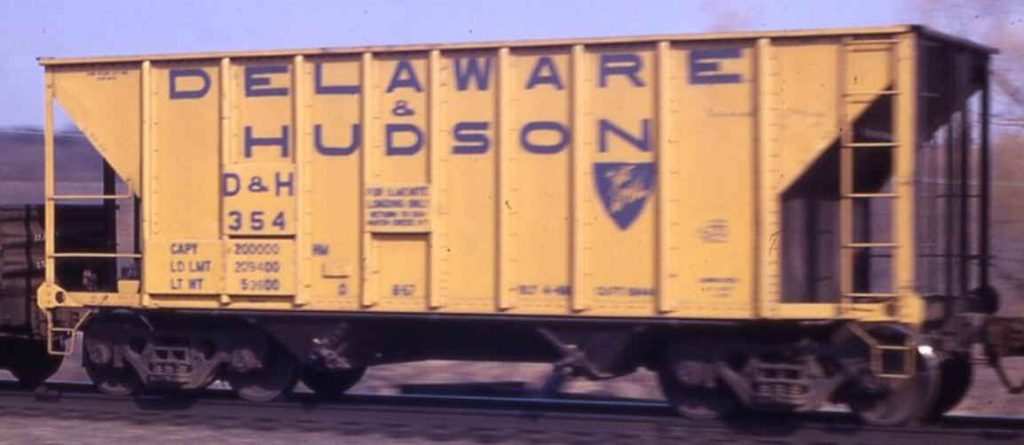 F-130 – Delaware & Hudson Ilmenite 2-bay Ore Hoppers – Highball Graphics